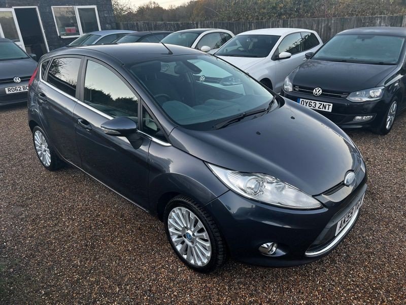 Sold 2009 Ford Fiesta TITANIUM 5-Door, Waltham Cross, Hertfordshire ...